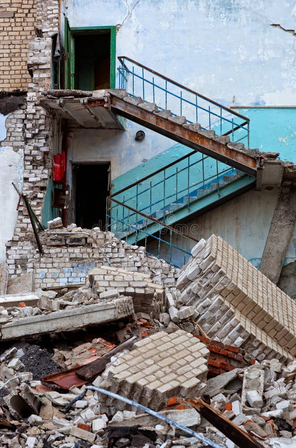 Ruined Building stock image. Image of city, abandoned - 19799669