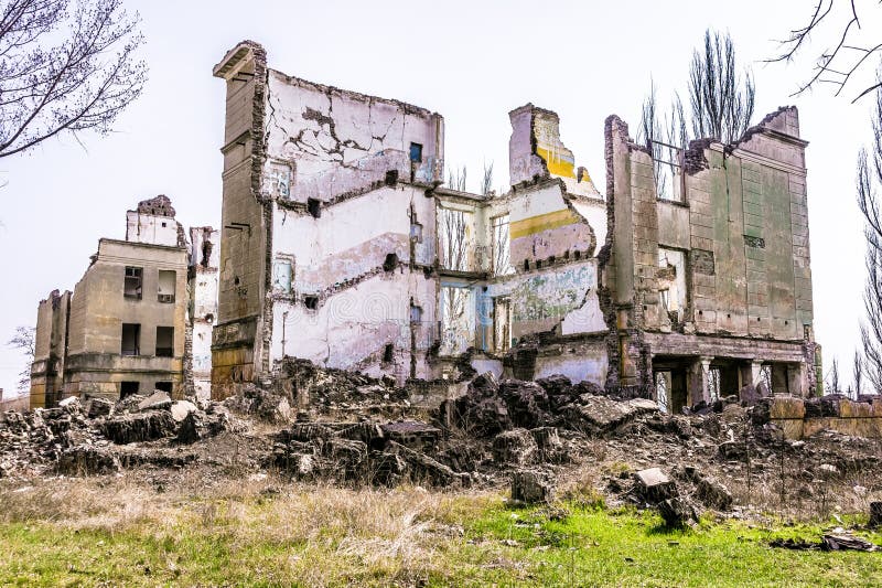 Ruined building stock photo. Image of dirty, abandoned - 92678488