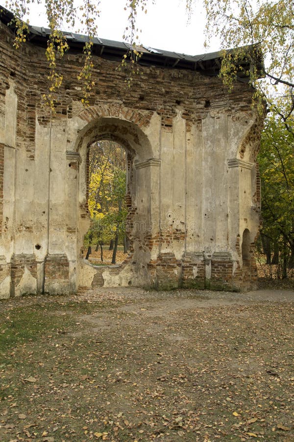 Ruined buildings in ruins stock image. Image of monument - 131651059