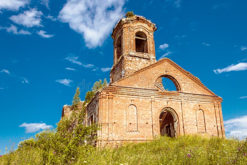 Ruined church stock image. Image of chapel, nature, places - 40267889