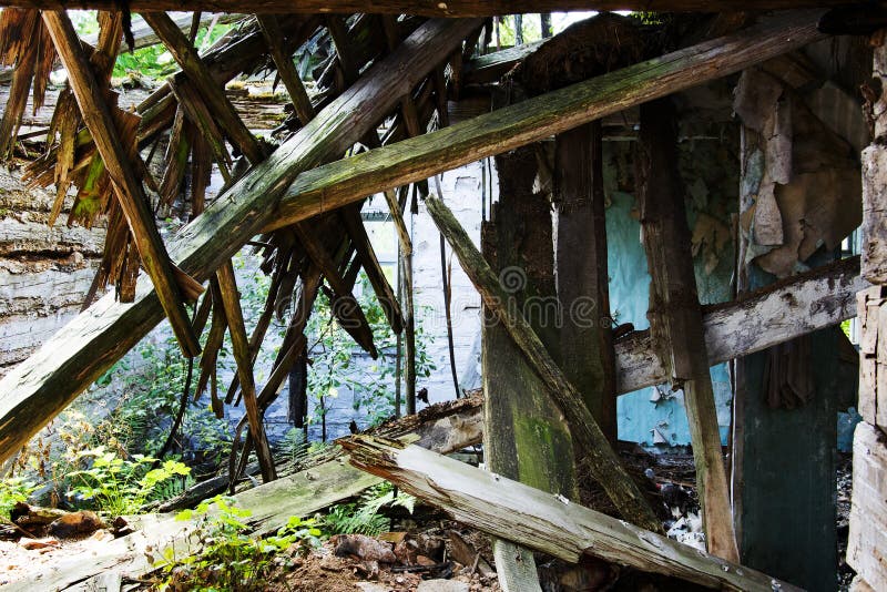 Old Ruined Building No Windows Roof Stock Photos - Free & Royalty-Free ...