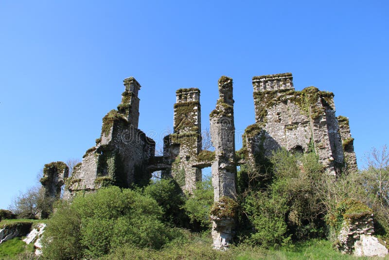 Ruinen Des Schlosses Lyon in Castlelyons, Irland Stockfoto - Bild von ...