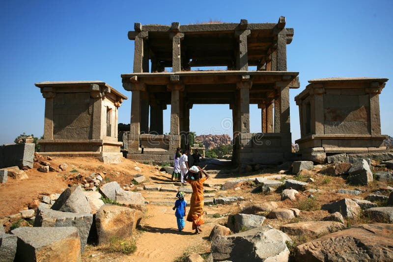 Ruines de Hampi, Inde photo stock éditorial. Image du tourisme - 11725563