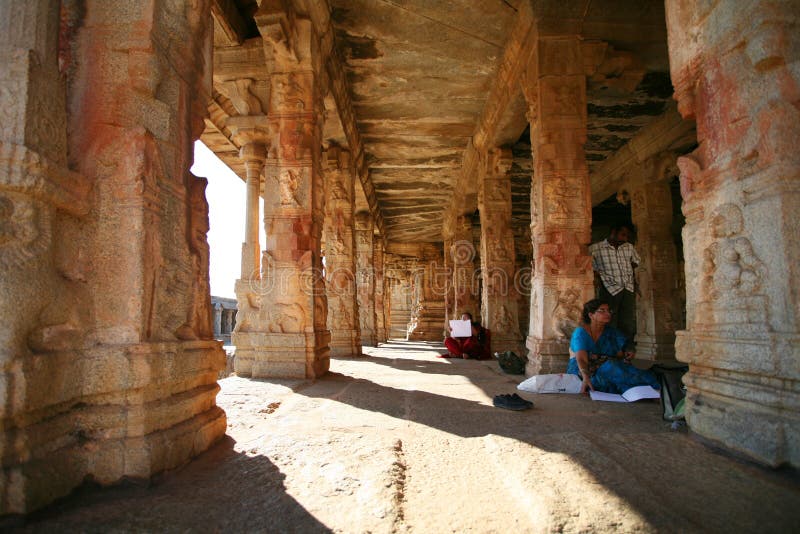 Ruines de Hampi, Inde photographie éditorial. Image du patrimoine ...