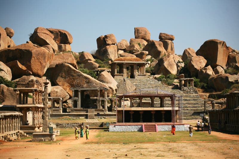 Ruines de Hampi, Inde photo stock éditorial. Image du asie - 11726458