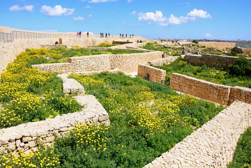 Ruines De Mur De Citadelle, Victoria, Gozo Photo éditorial - Image du ...