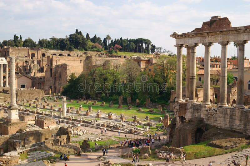 Panorama de ruines de Rome photo stock. Image du archéologie - 2298004