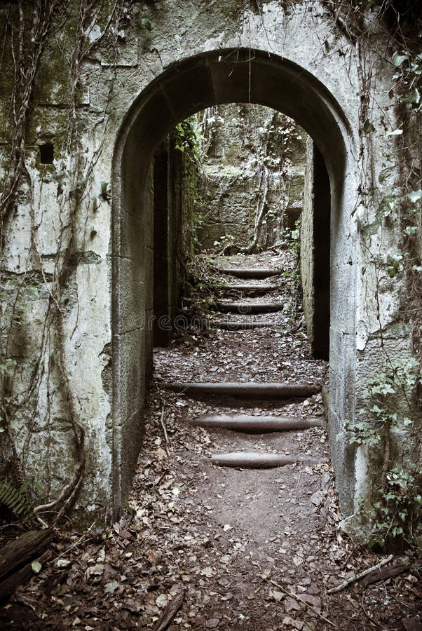Ruinous house stock image. Image of crumbling, stairs - 27001263