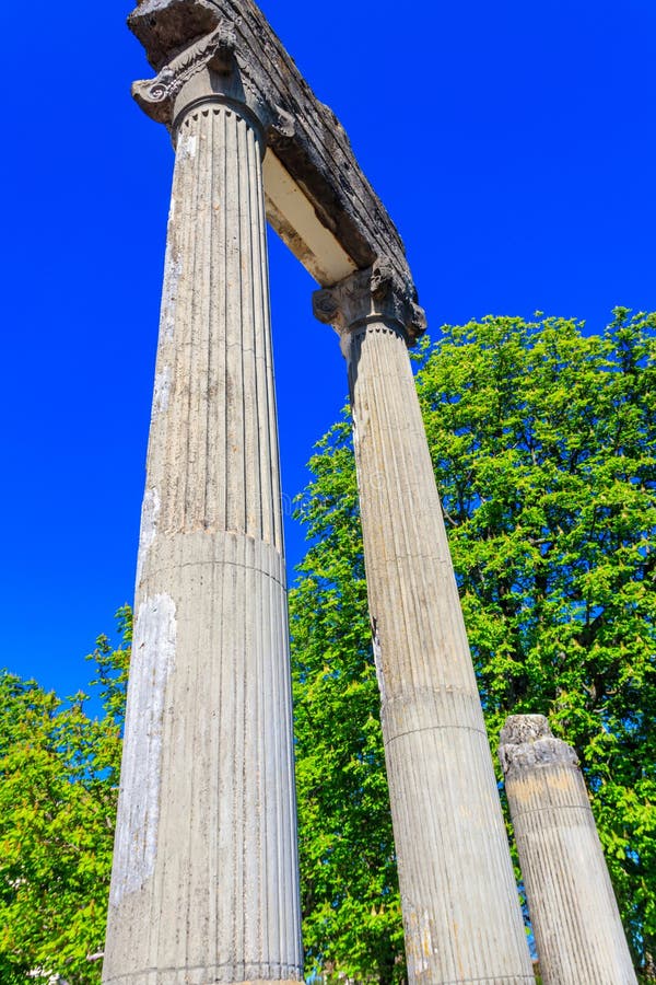 Ruins of Ancient Roman Columns in Nyon, Switzerland Stock Image - Image ...