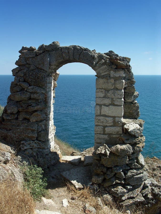 Ruins of an Ancient Stone Arch Stock Photo - Image of mountain, rocks ...