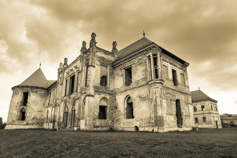 The Ruins of Banffy Castle in Bontida Stock Image - Image of bontida ...