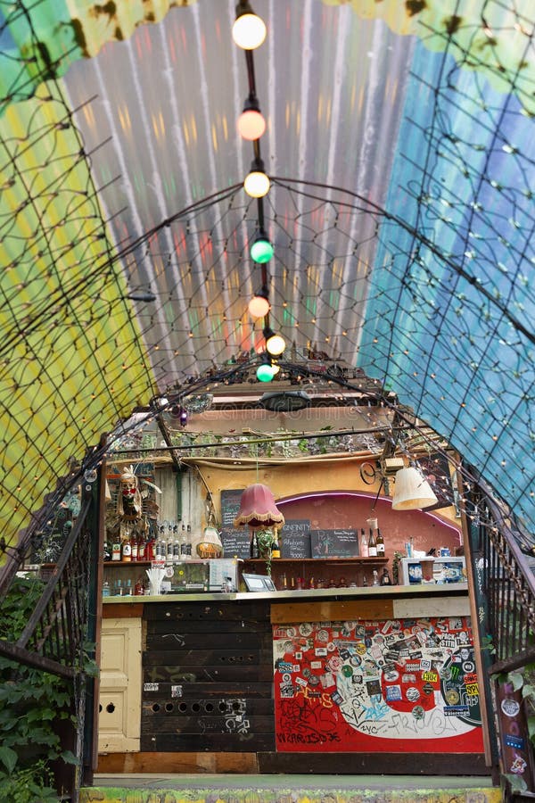 Ruins Bars in Budapest, Creativity and Art with Discarded Objects ...