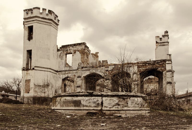 Ruins of castle stock photo. Image of aged, gloomy, destroyed - 117078378