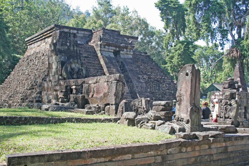 Sukuh pyramid editorial stock photo. Image of candi - 109647963