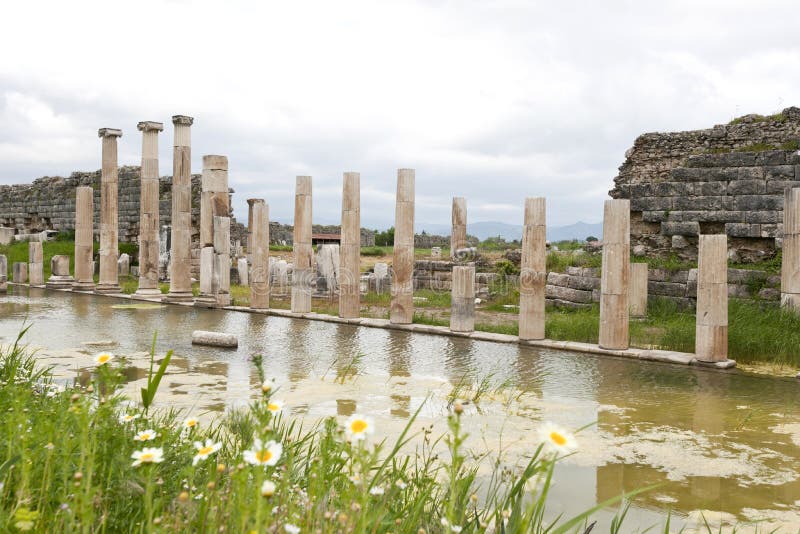 Ruins of Magnesia stock image. Image of archaeology, anatolia - 30987083