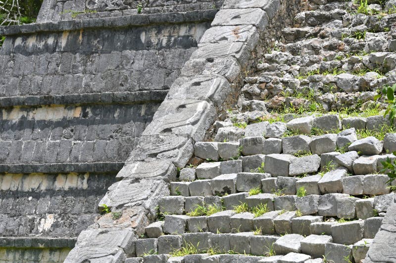 The Ruins of One of the Largest Ancient Maya City Stock Image - Image ...