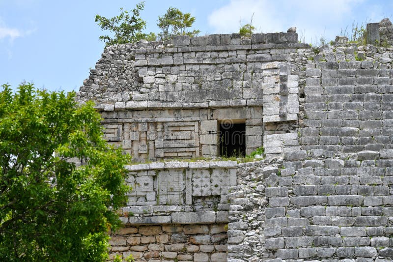 The Ruins of One of the Largest Ancient Maya City Stock Photo - Image ...