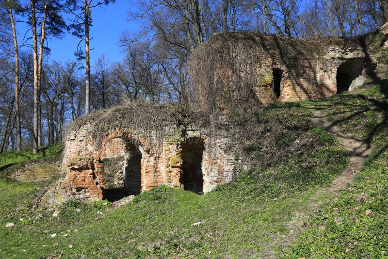 Ruins in park stock image. Image of clay, deserted, backdrop - 39598415