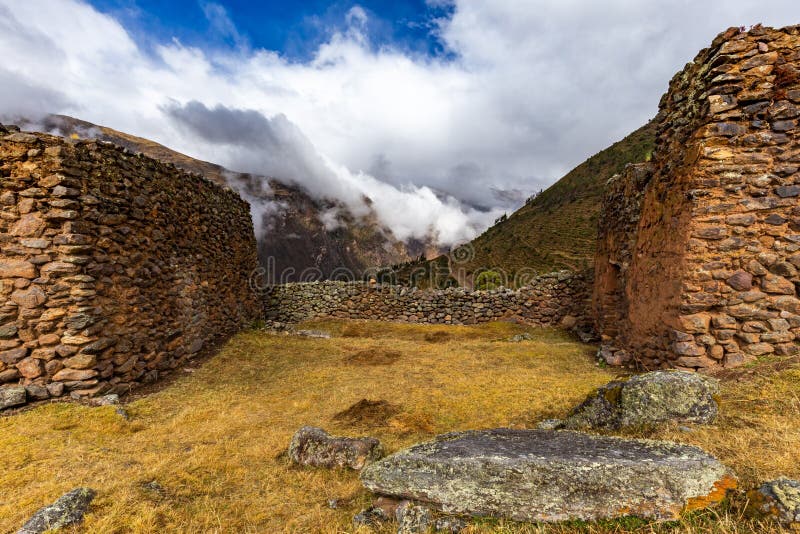 The Ruins of the Pumamarka (Puma Marka) Village in Peru Stock Photo ...