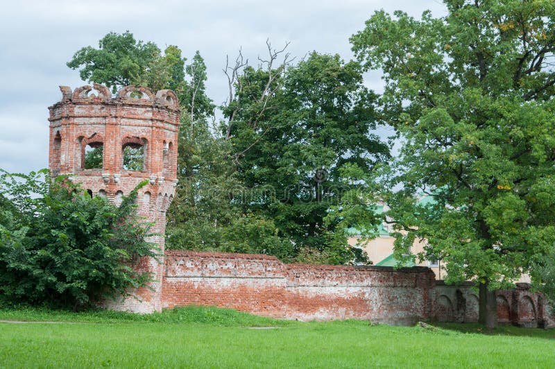 Ruins Royal Palace in Russia Stock Photo - Image of tranquility, palace ...