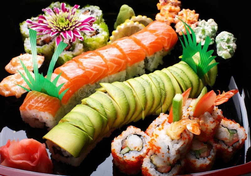 Rullar sushi arkivfoto. Bild av fisk, avionic, japan - 10413002