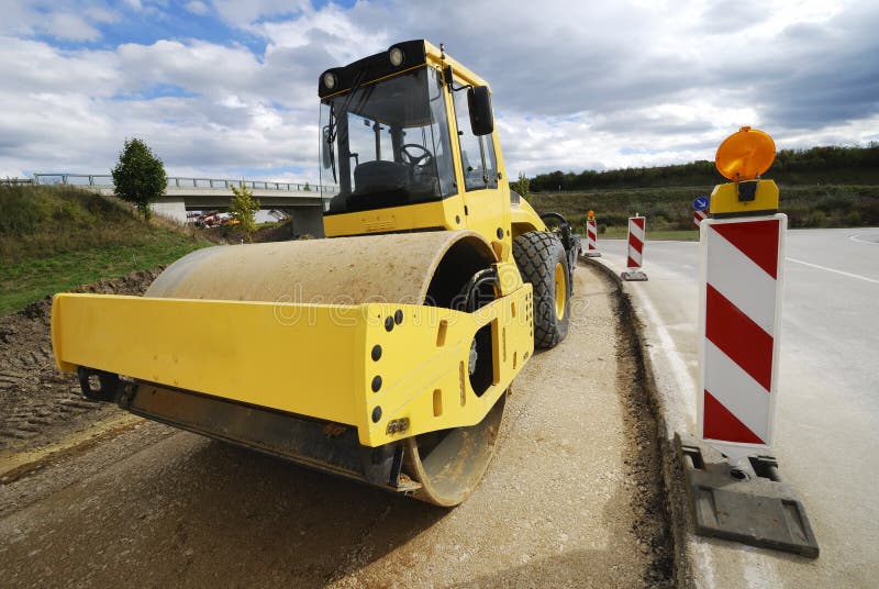 Rullo compressore immagine stock. Immagine di selezionatore - 28048425