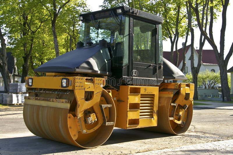Rullo Compressore Su Una Via Fotografia Stock - Immagine di ...