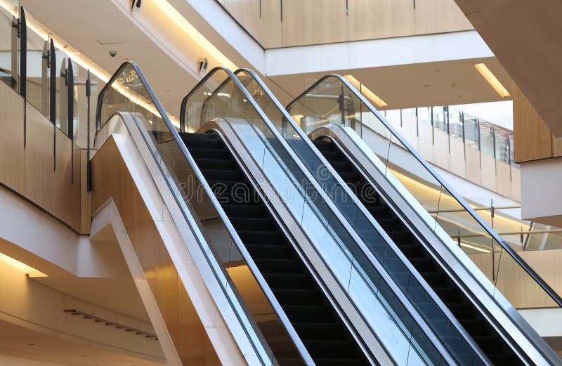 Rulltrappa fotografering för bildbyråer. Bild av detalj - 39316345