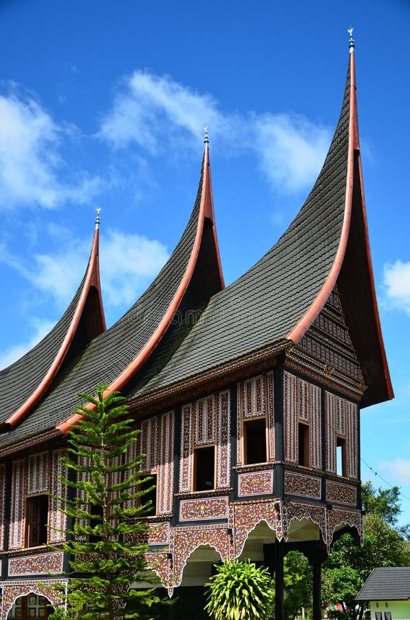 Rumah Gadang Traditional House, Adat Suku Minangkabau Stock Afbeelding ...