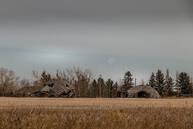 Run Down Farm Buildings Indus Alberta Canada Stock Image - Image of ...
