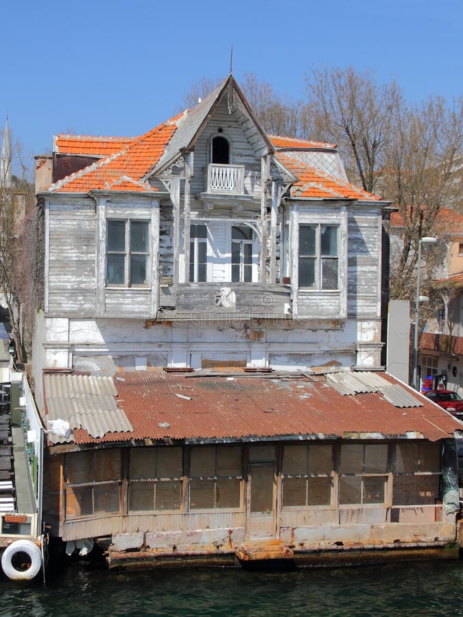 Run down sea mansion stock image. Image of spectacular - 14927579