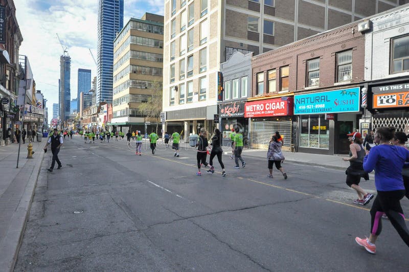 Run 2018 Sporting Life 10k Toronto Editorial Image - Image of racer ...