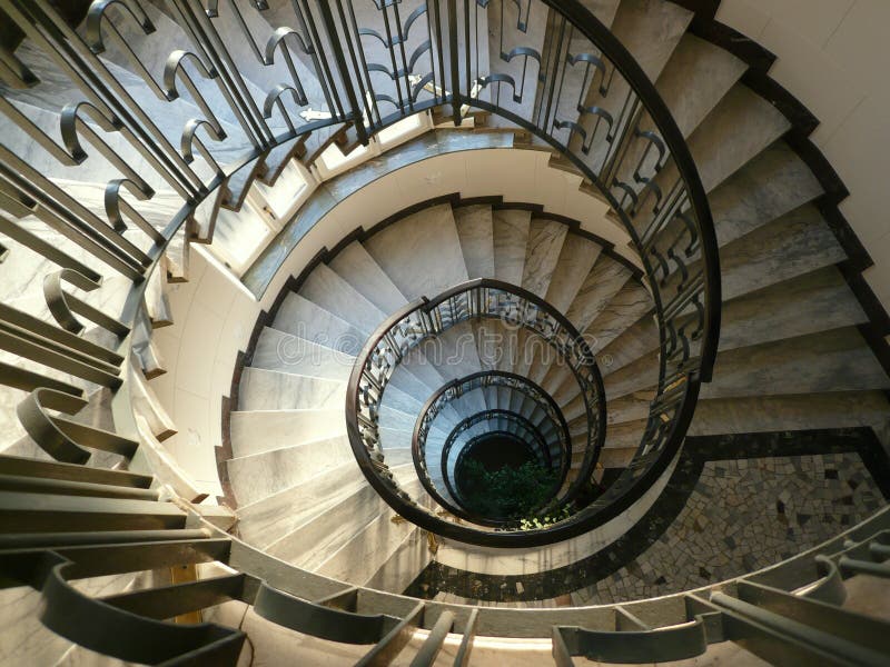 Treppen im Himmel stockbild. Bild von stra, wunderbar - 9606617