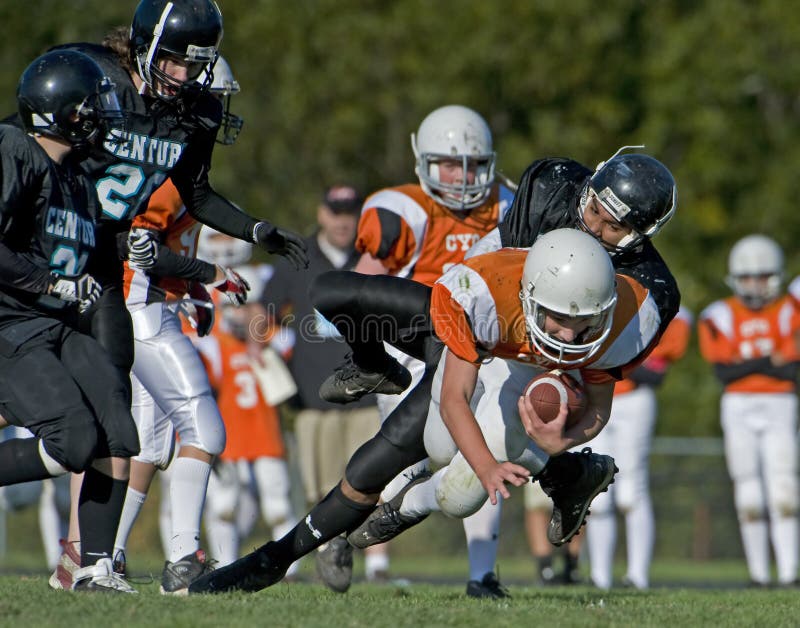 Football runner editorial photo. Image of compete, fitness - 6793331