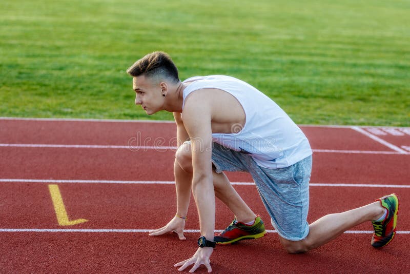 Runner Waiting in Starting stock image. Image of muscular - 53461837