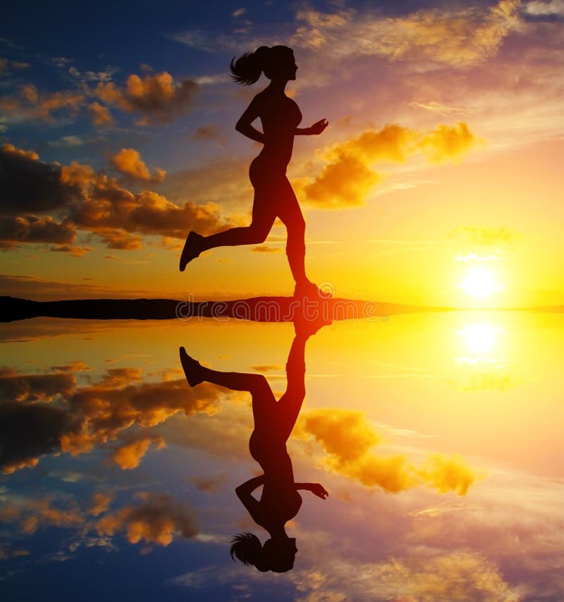 Running Girl At Sunset Silhouette Stock Illustration - Illustration of ...