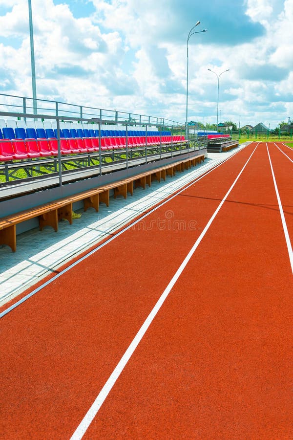 Running track at stadium stock image. Image of athletics - 33934107