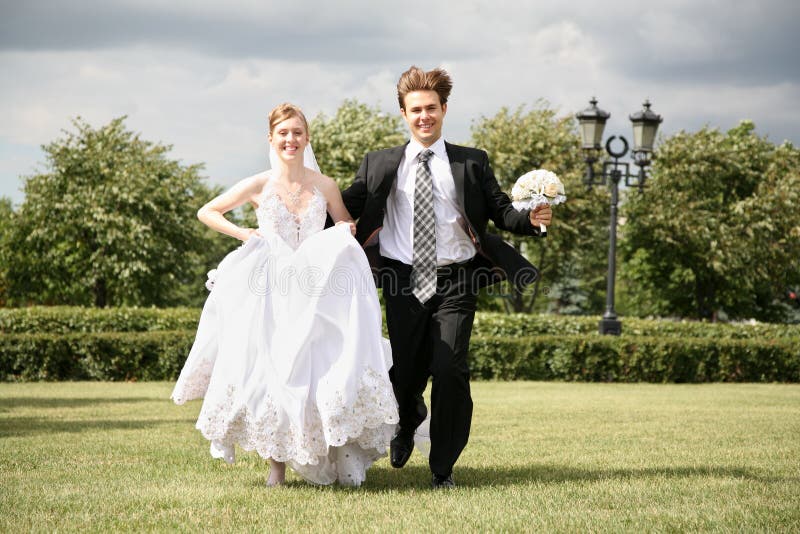 Running wedding couple stock image. Image of beauty, face - 2896005