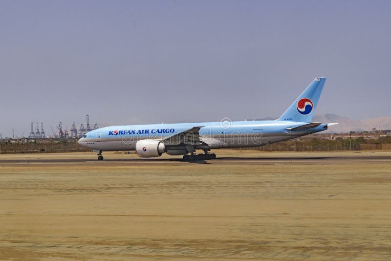 Runway Plane Jose Chavez Airport Lima Peru Editorial Image - Image of ...
