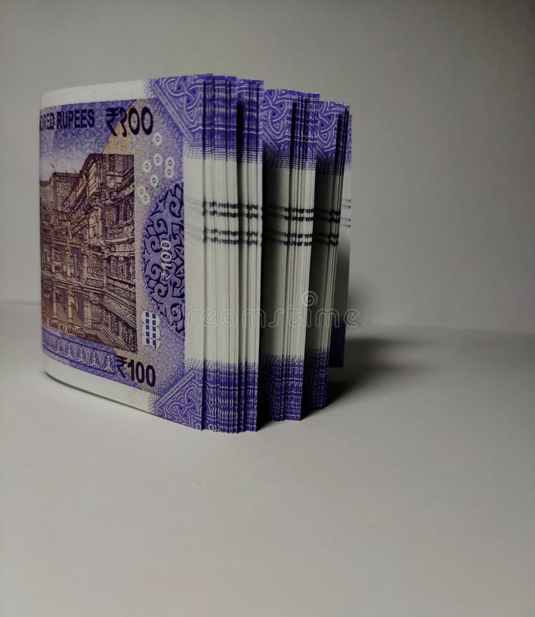 100 Rupees Notes Stock Photo Stock Photo - Image of financial, iron ...