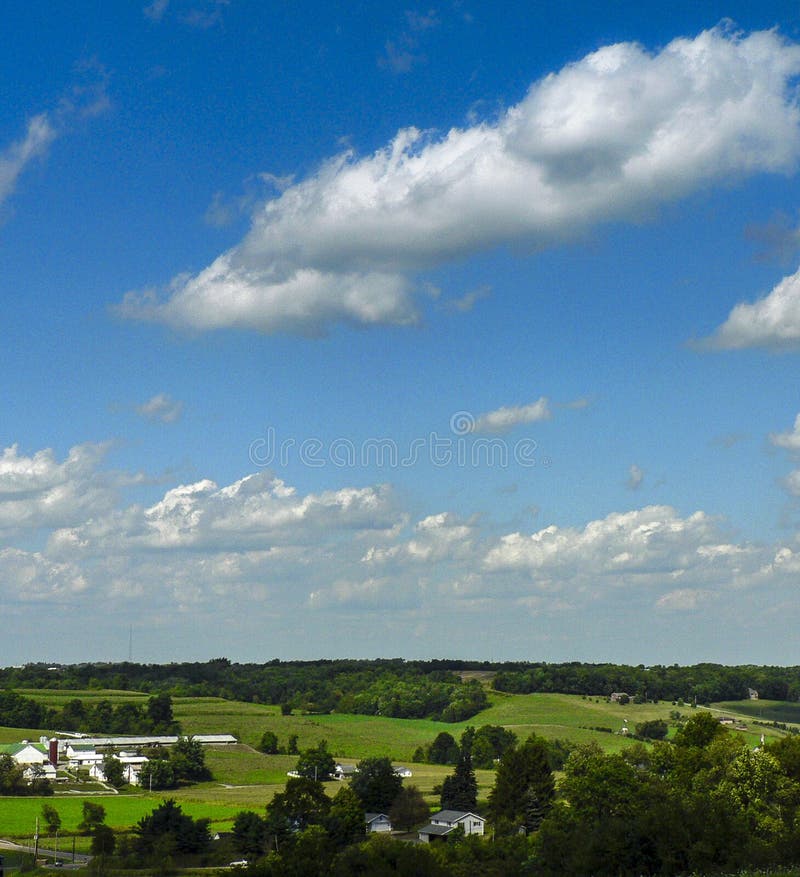 Rural Landscape in Summer, Walnut Creek, Ohio Stock Image - Image of ...