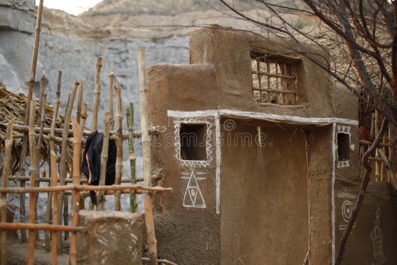 Rural Village Poor House India Stock Photo - Image of bird, cart: 96790126