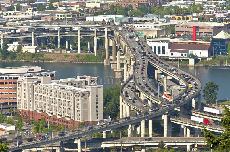Rush Hour Traffic Portland or. Stock Image - Image of pacific, water ...