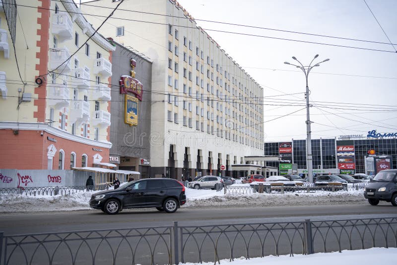 Murmansk, Five Corners Square. Editorial Image - Image of cars ...