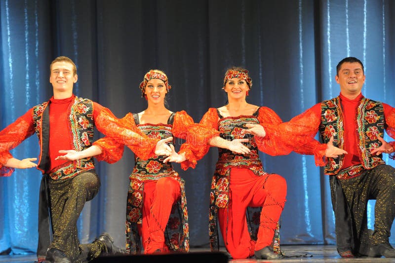 Russian dance editorial stock image. Image of performs - 31145314