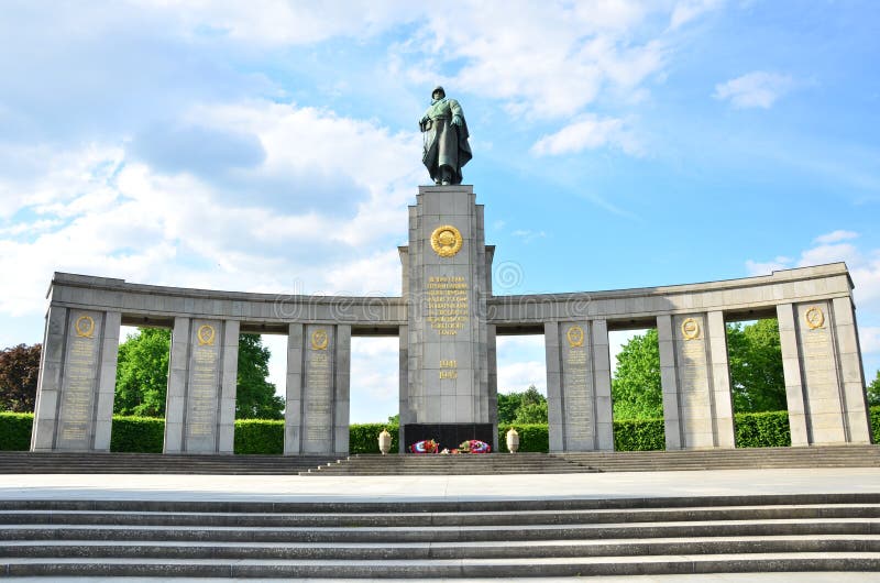 Russian Monument editorial photo. Image of structure - 55600406