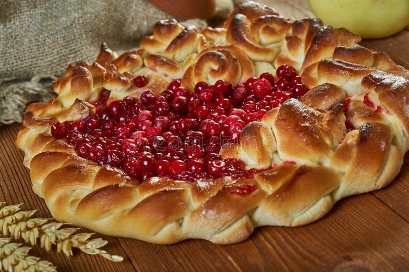 Russian pies Pirog stock image. Image of lingonberries - 160715531