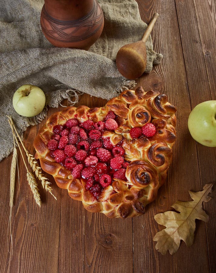 Russian pies Pirog stock image. Image of bake, food - 160449093