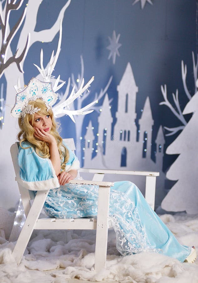 Russian Snow Maiden in Blue Suit and Kokoshnik Stock Image - Image of ...