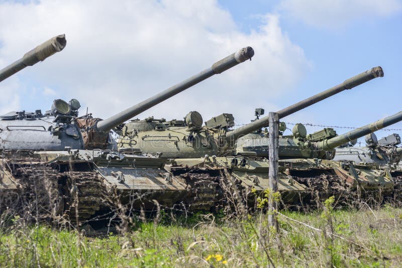 Russian tank T-90 stock photo. Image of isolated, fighting - 66917274